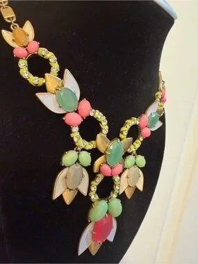 Stella & Dot | Jewelry | Stella Dot Tropicana Statement Necklace Bright ...